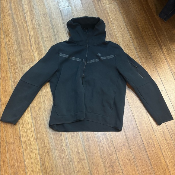 Nike | Sweaters | Perfect Condition Nike Tech Brand New | Poshmark